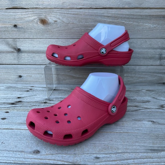 Shoes | Crocs Classic Clog Pepper | Poshmark